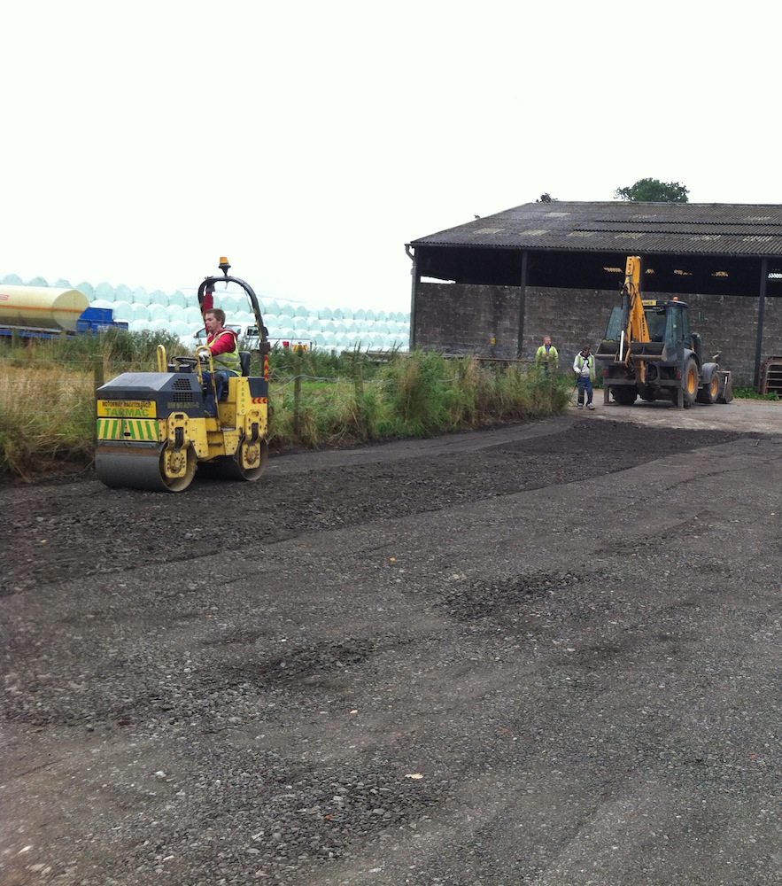 Farmyard Asphalt Laying | Road-Fix